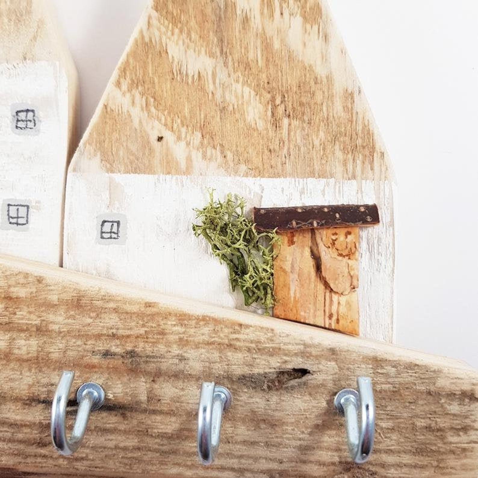 Rustic Wood Key Holder Wall Mountable Decorative Wooden Key - Etsy