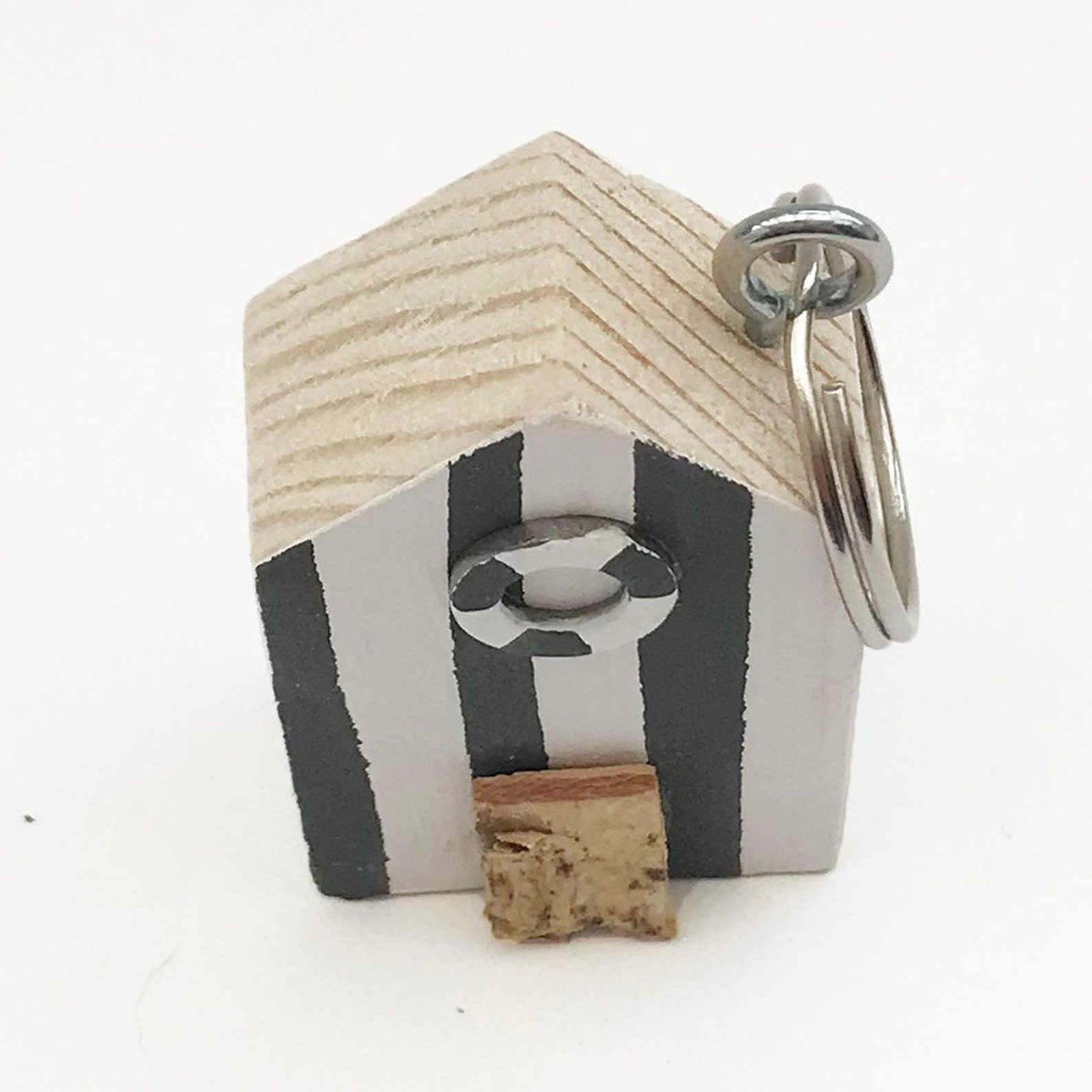Beach Hut Keychain Wooden Key Ring - Etsy UK