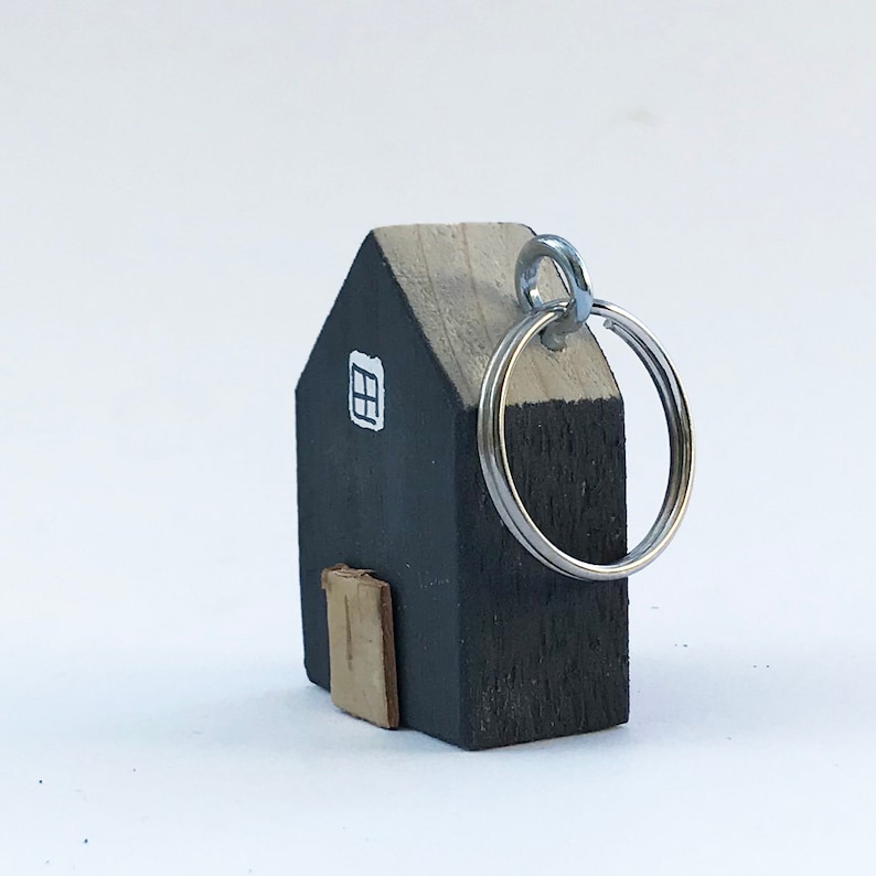 Tiny House Key Chain Wood Key Fob - Etsy Denmark