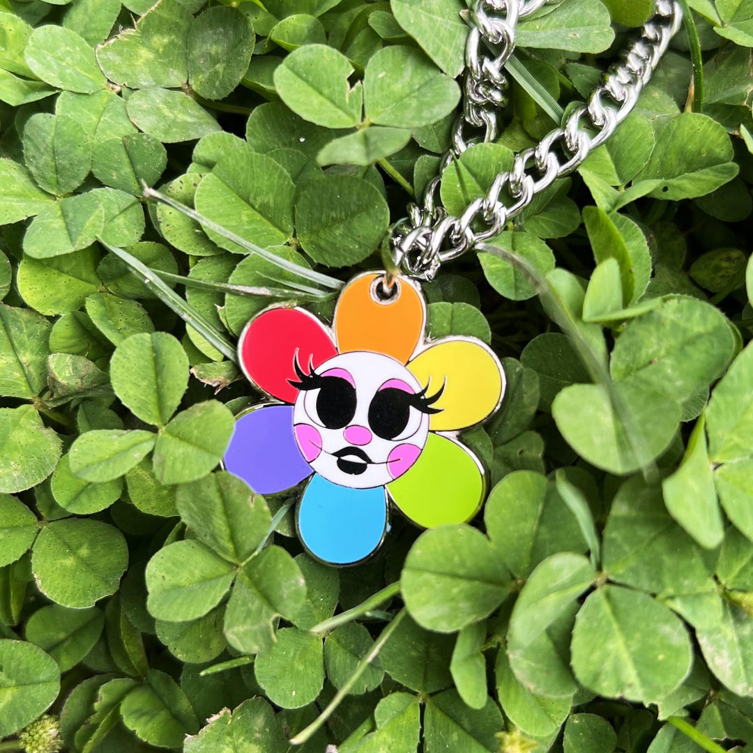 Daisy Chain - an Original Design of a Kitschy Flower Necklace - Etsy