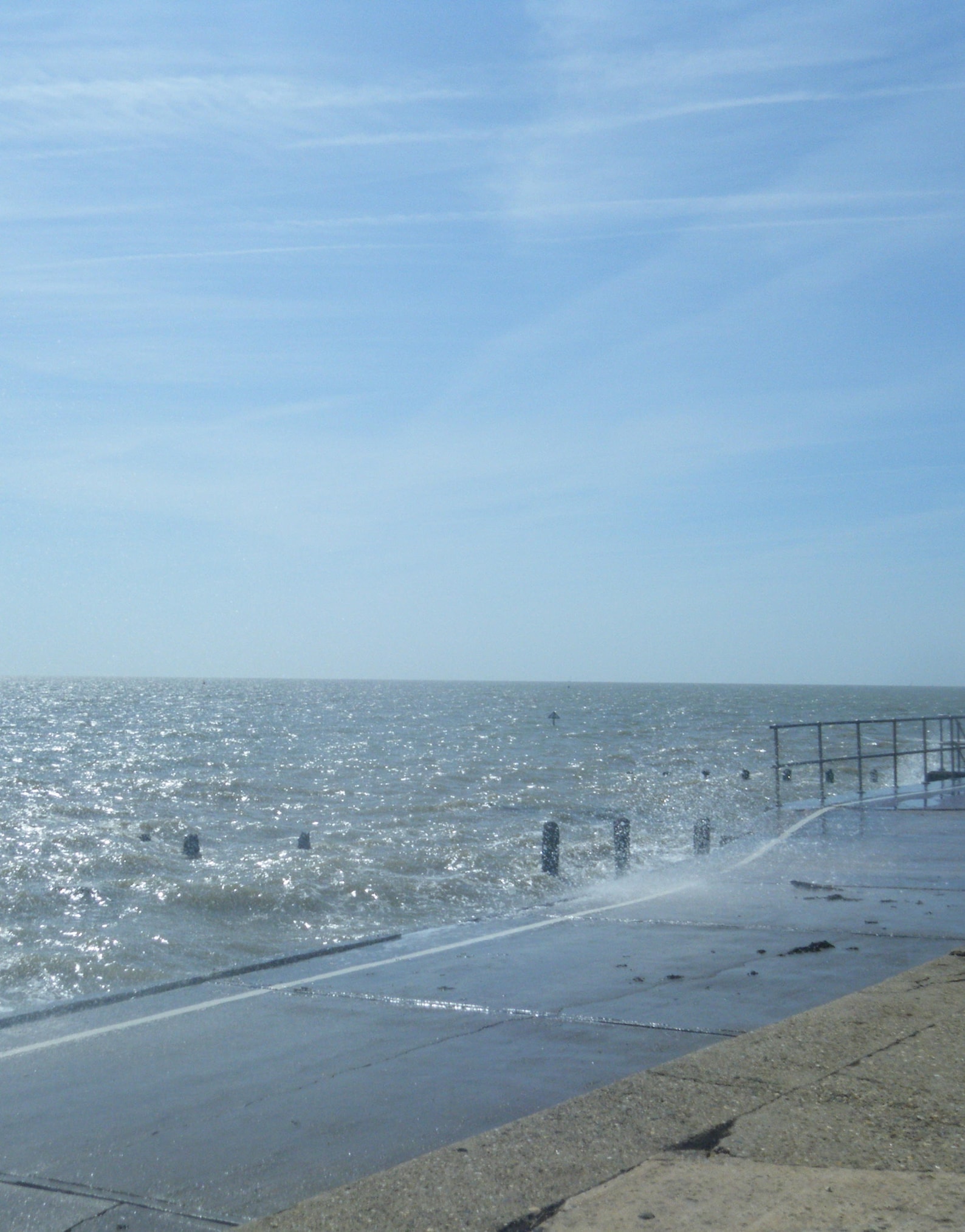 GW T001 S-XXL Simple 4 Panel Overtop With Neck and Side Vents, Sleeve ...