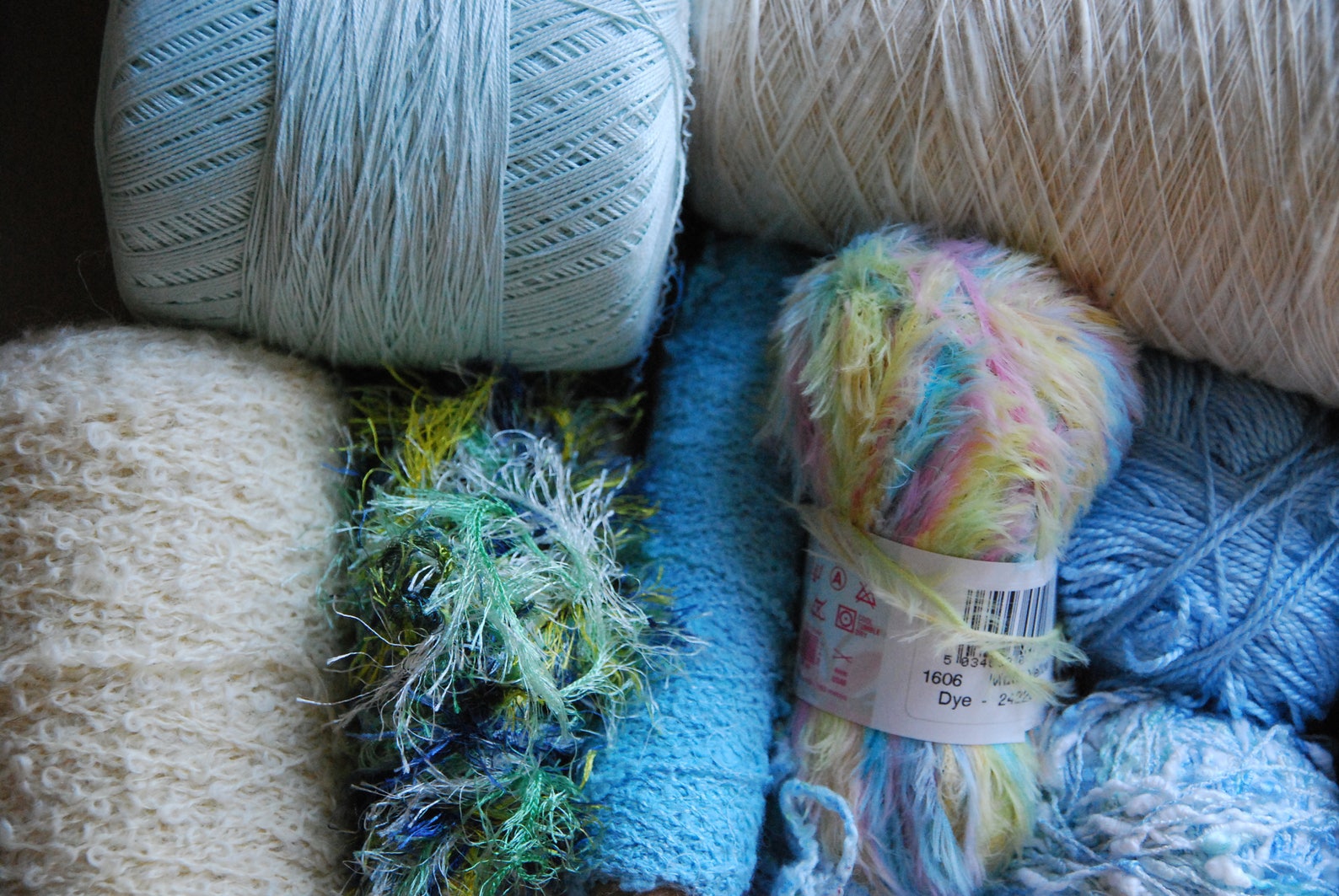 GW T001 S-XXL Simple 4 Panel Overtop With Neck and Side Vents, Sleeve ...