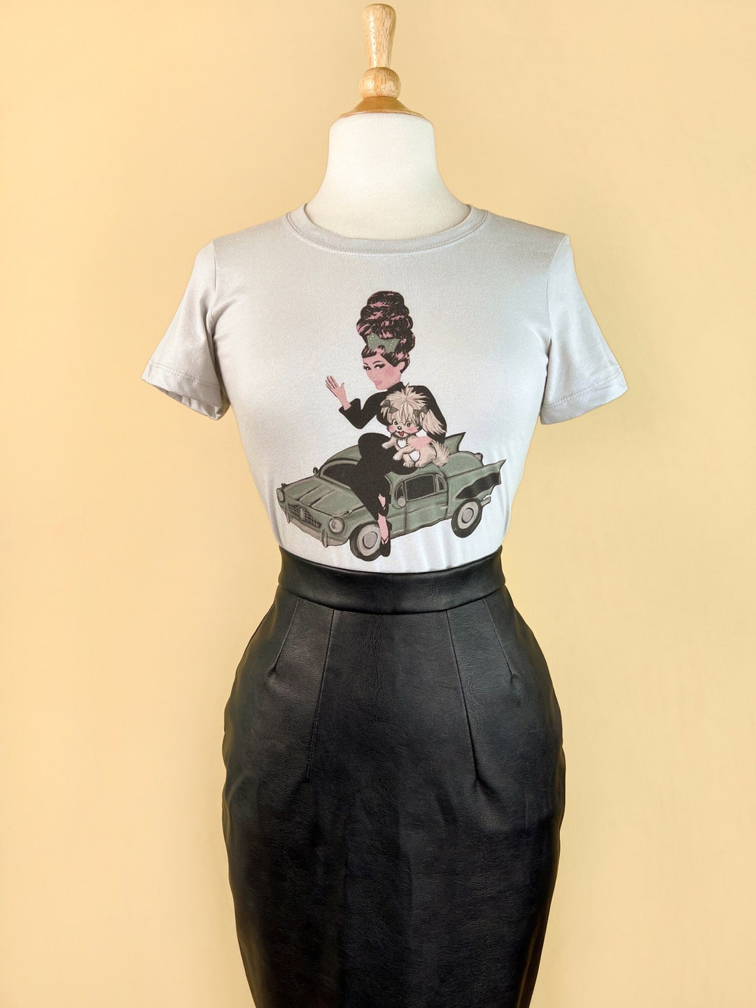 Beehive Highway T-shirt in Silver Size SMLXL2XL Vintage - Etsy
