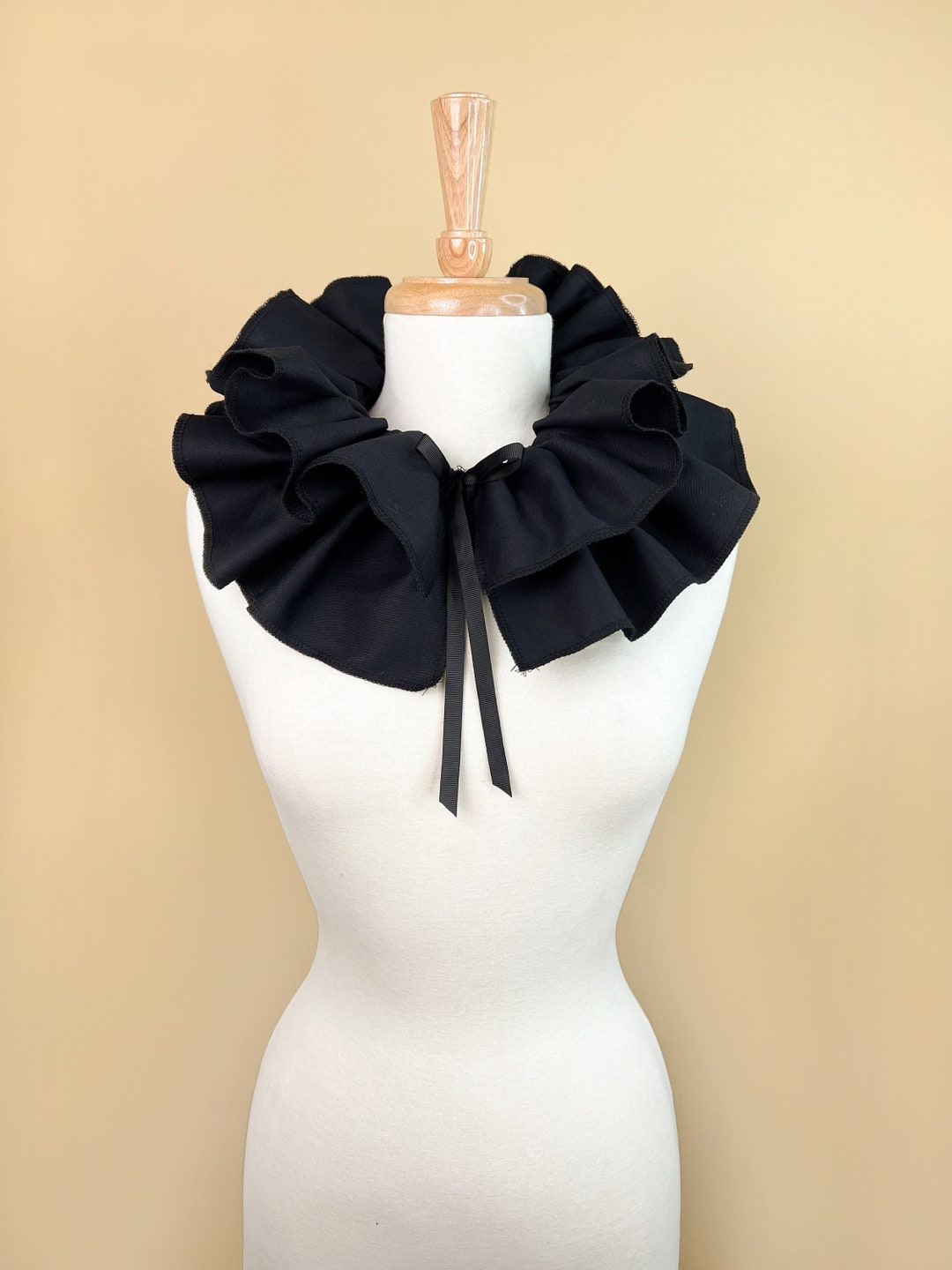 Clown Collar in Black / Pierrot Collar / Pierrot Costume ,circus ...