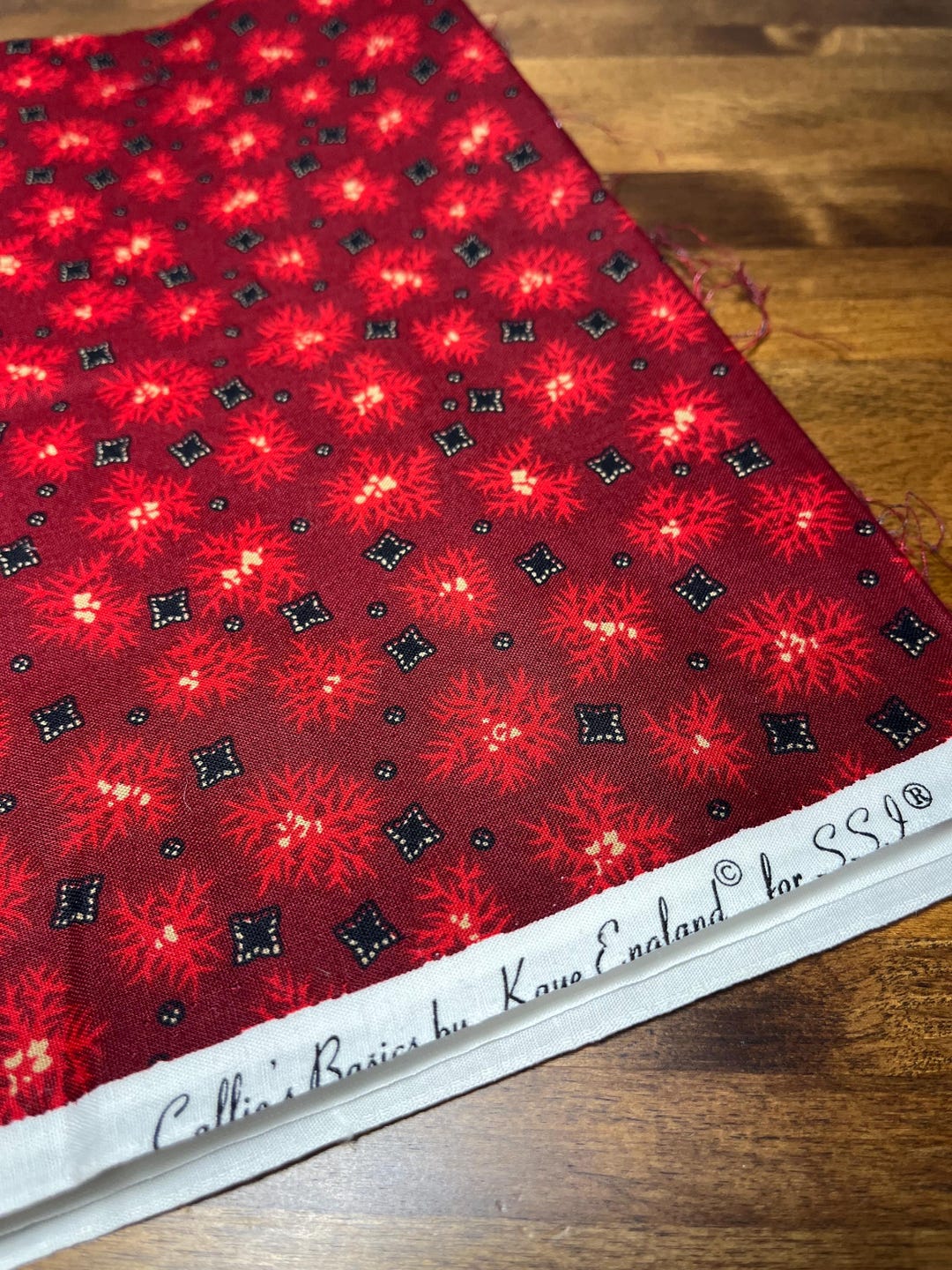 Cotton Quilt Fabric/ Callie's Basics by Kaye England / Red With Black ...