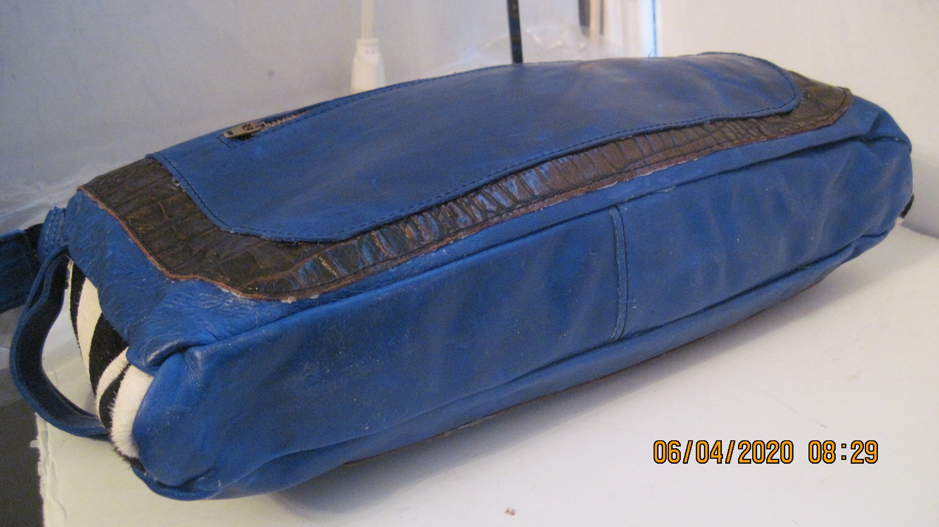 Clutch wristlet Leather with Alligator trim multi zip pocket - Etsy.de