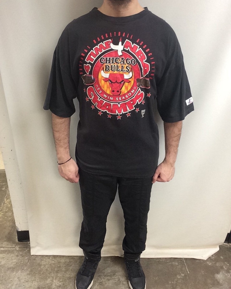 Vintage 90's 1996 Original Chicago Bulls Red and Black 4 - Etsy