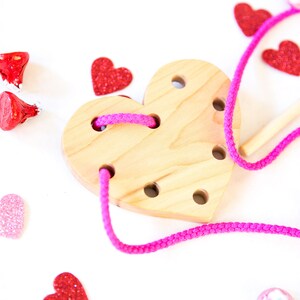 Wooden Lacing Toy, Heart Lacing Card, Valentines Gift for Kids ...