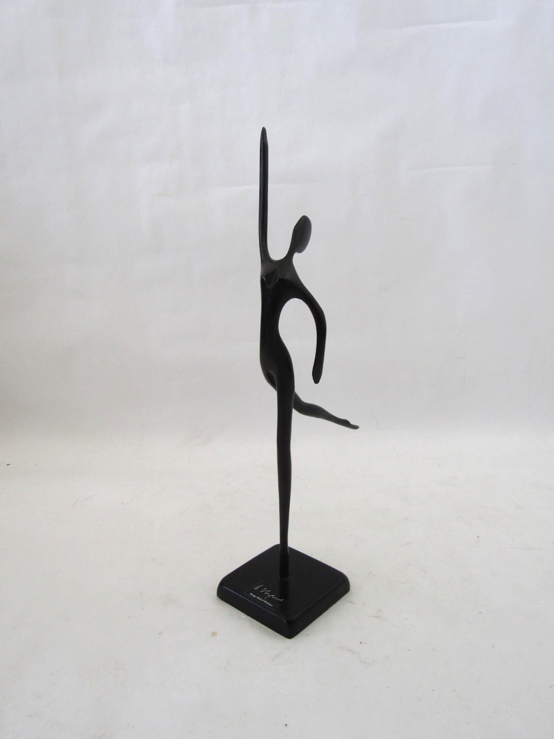 Bodrul Khalique - Iron Sculpture - Contemporary Art - Skulptur - Ballet ...