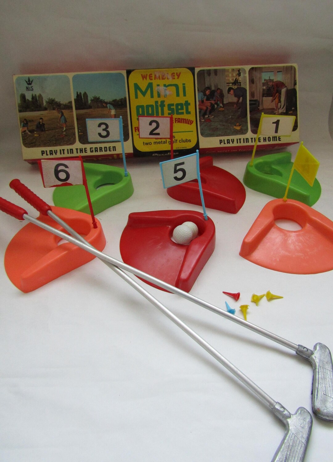 Vintage Mini Golf Set: Retro Family Game - Etsy