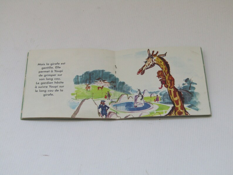 Vintage French Children's Book Yupi Au Zoo French - Etsy
