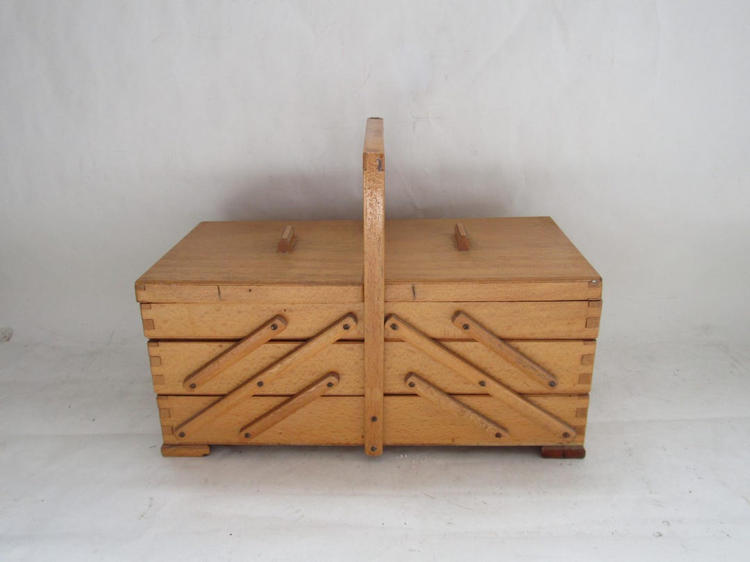 Vintage Handmade Expandable Wooden Sewing Box / Knitting Basket, Tailor ...