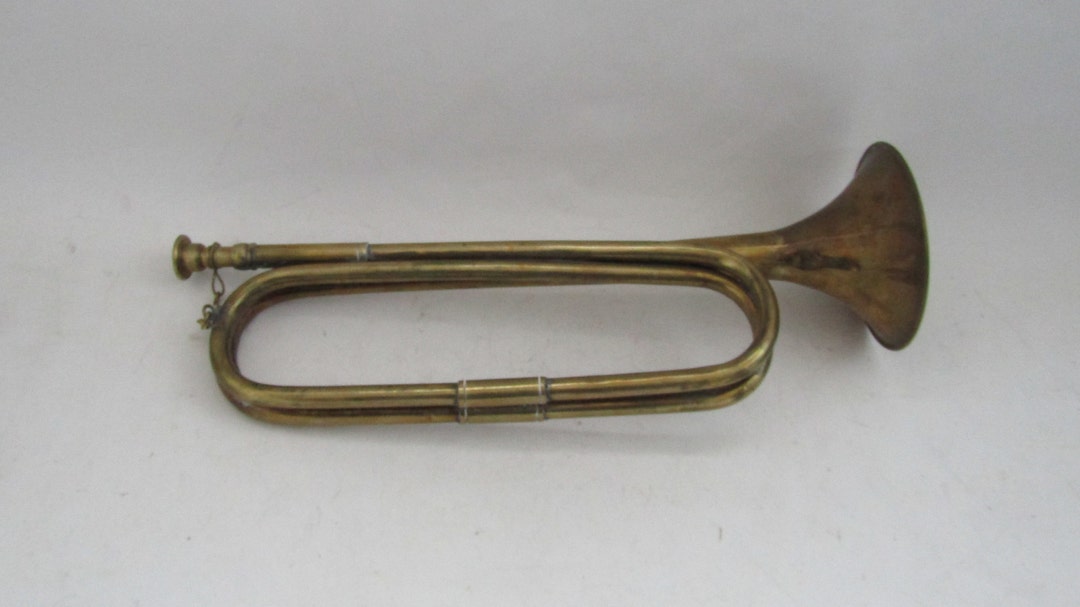 Vintage Brass Bugle Horn: Music Room Decor (40.5cm) - Etsy