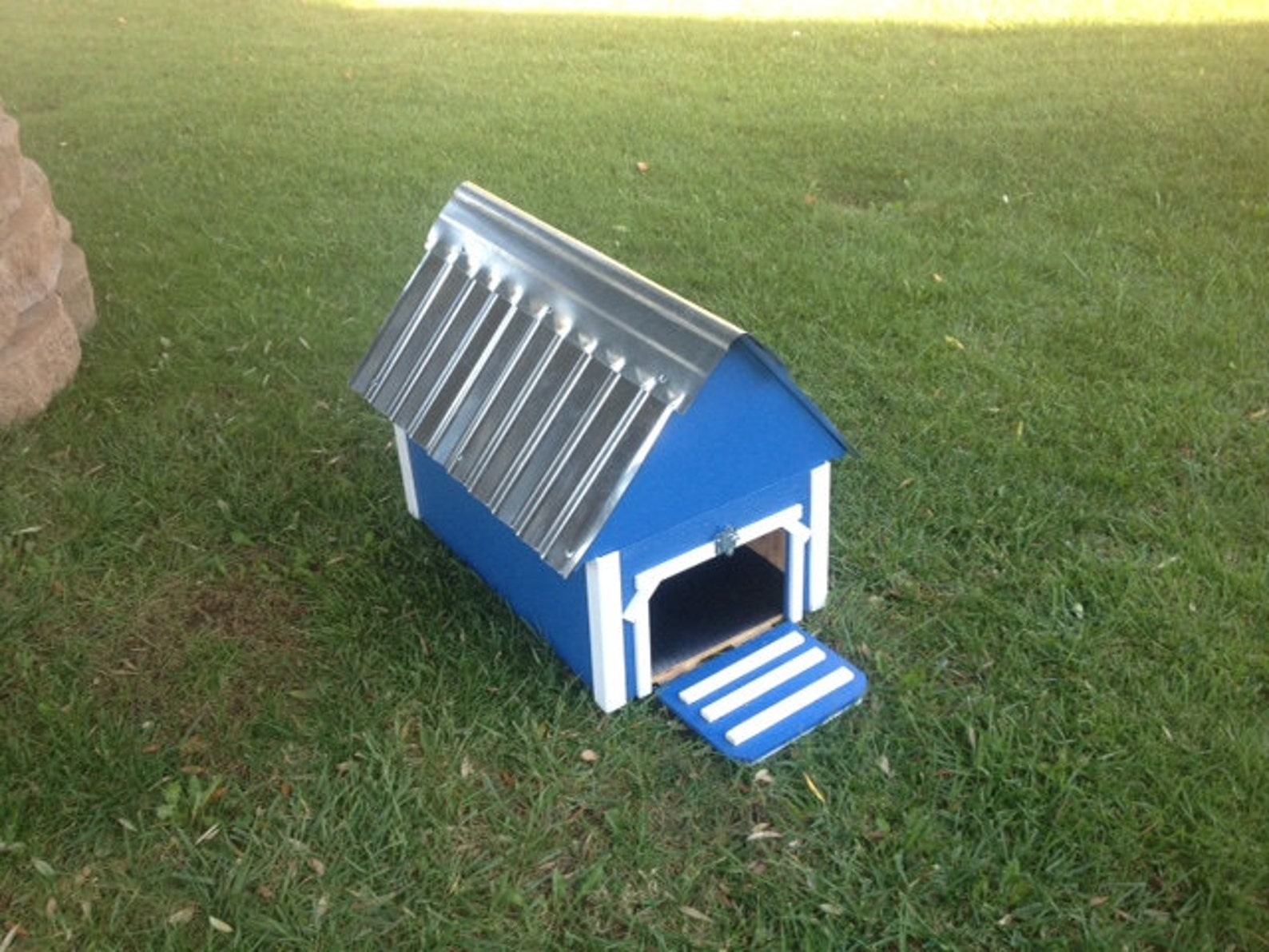 Barn Sytle Tortoise / Hatchling House - Etsy