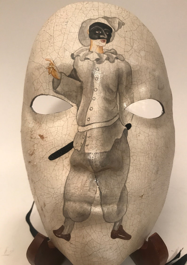 Pulcinella play/theater mask with pulcinella figure painted on | Etsy