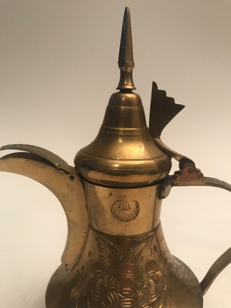 Vintage small brass Arabic Dallah teapot container | Etsy