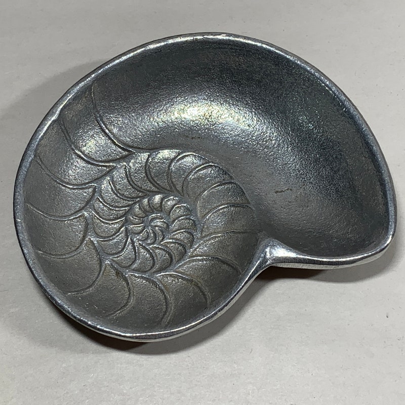 Wilton Shell - Etsy