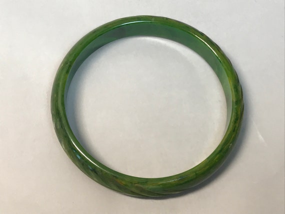 Carved Green Bakelite Bangle Bracelet - Gem