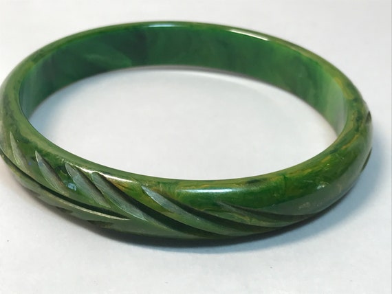 Carved Green Bakelite Bangle Bracelet - Gem