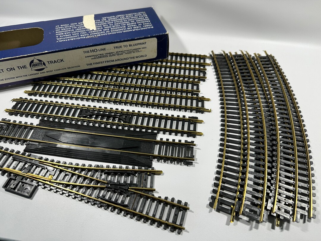 AHM Italy HO Model Train Tracks Set 12 Pieces - Etsy
