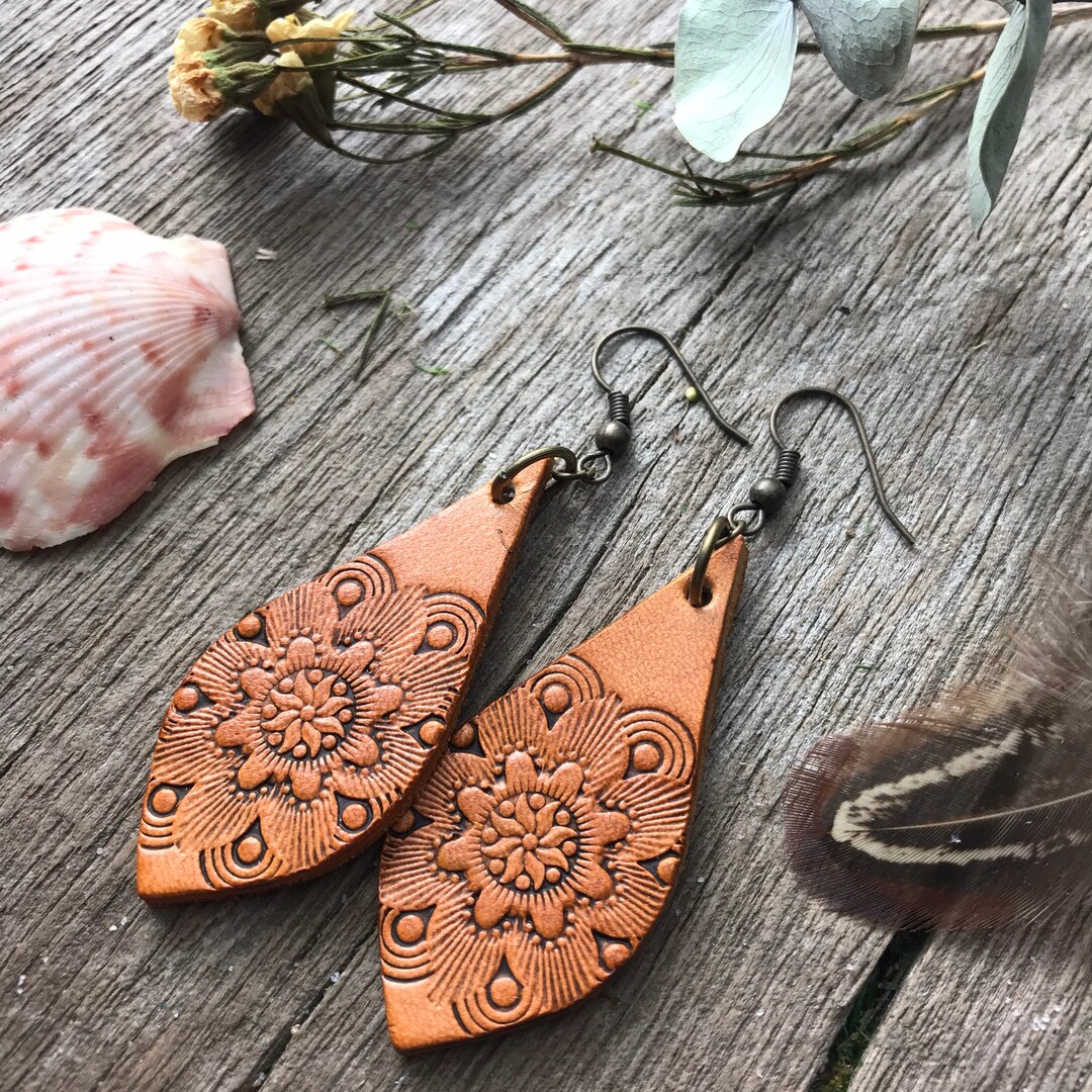 Hand Tooled Fancy Teardrop Caramel Sunburst Leather Earrings - Etsy