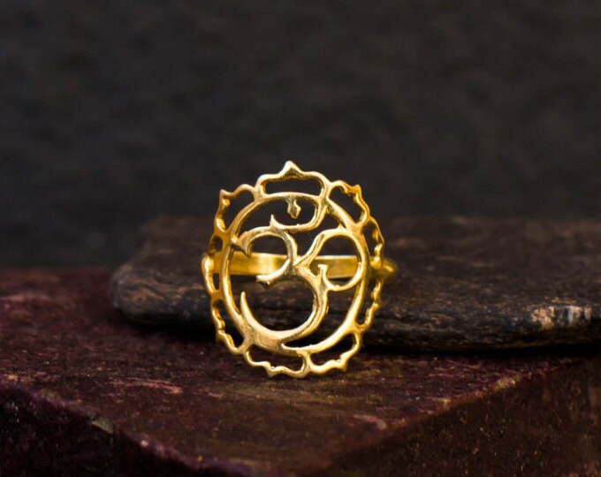 14k Gold Om Ring, Solid Gold Ohm Ring, Buddha Ring, Buddhist Jewelry ...