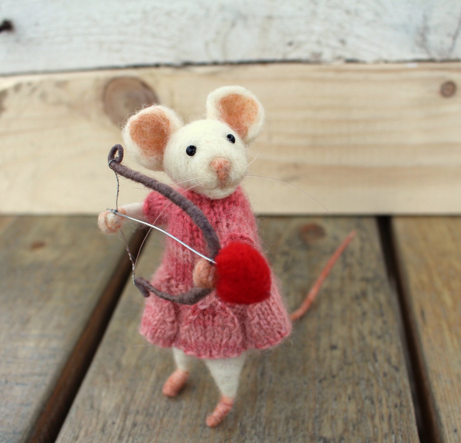 Needle Felted Valentine Mouse With Bow and Arrow, Pink Dress - Etsy UK