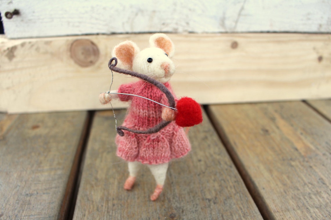 Needle Felted Valentine Mouse With Bow and Arrow, Pink Dress - Etsy