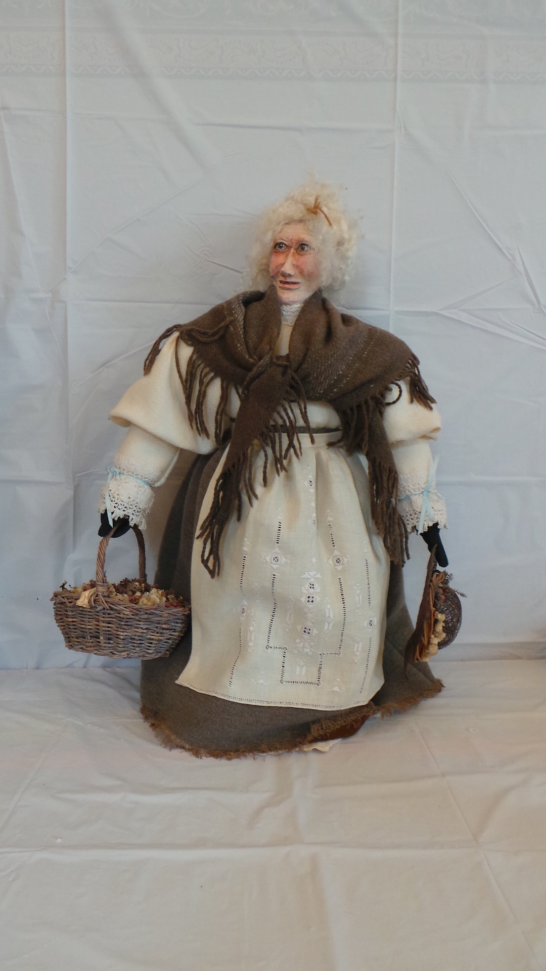 SALE Vintage Artisan Made Standing Doll Carved Wood Face Doll Old ...