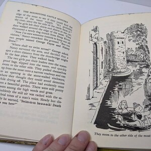 Vintage 1970 Nancy Drew Mystery Stories 40 the Moonstone Castle Mystery ...