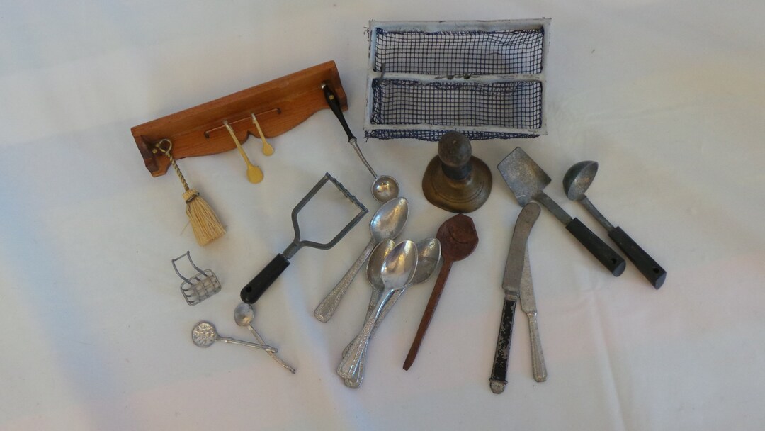 Lot of Vintage Dollhouse Miniature Kitchen Accessories Dish Strainer ...