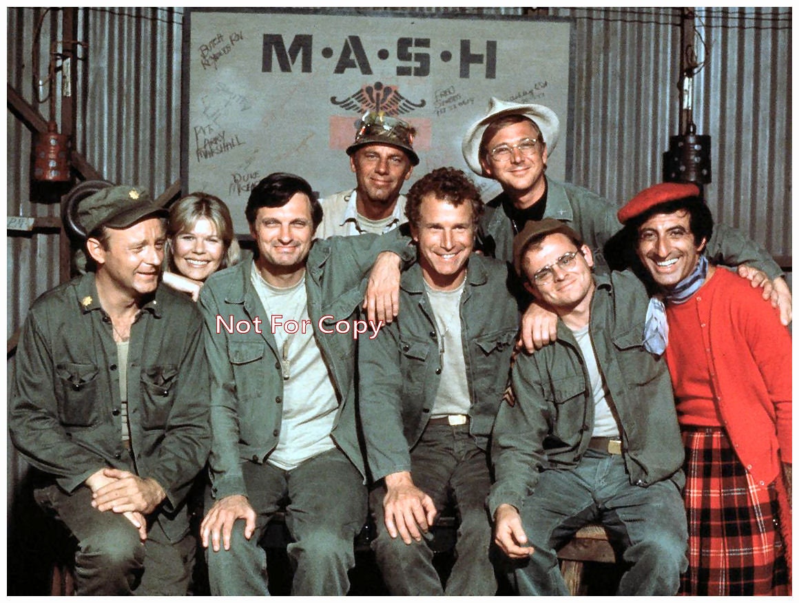Memorabilia TV Series Mash 5x7 Photo Alan Alda Loretta Swit Mike ...