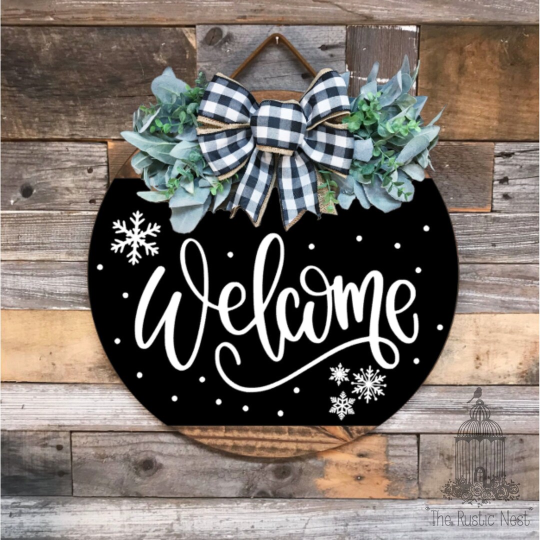 Painted Welcome Snowflake Door Sign: Round Winter Wreath - Etsy