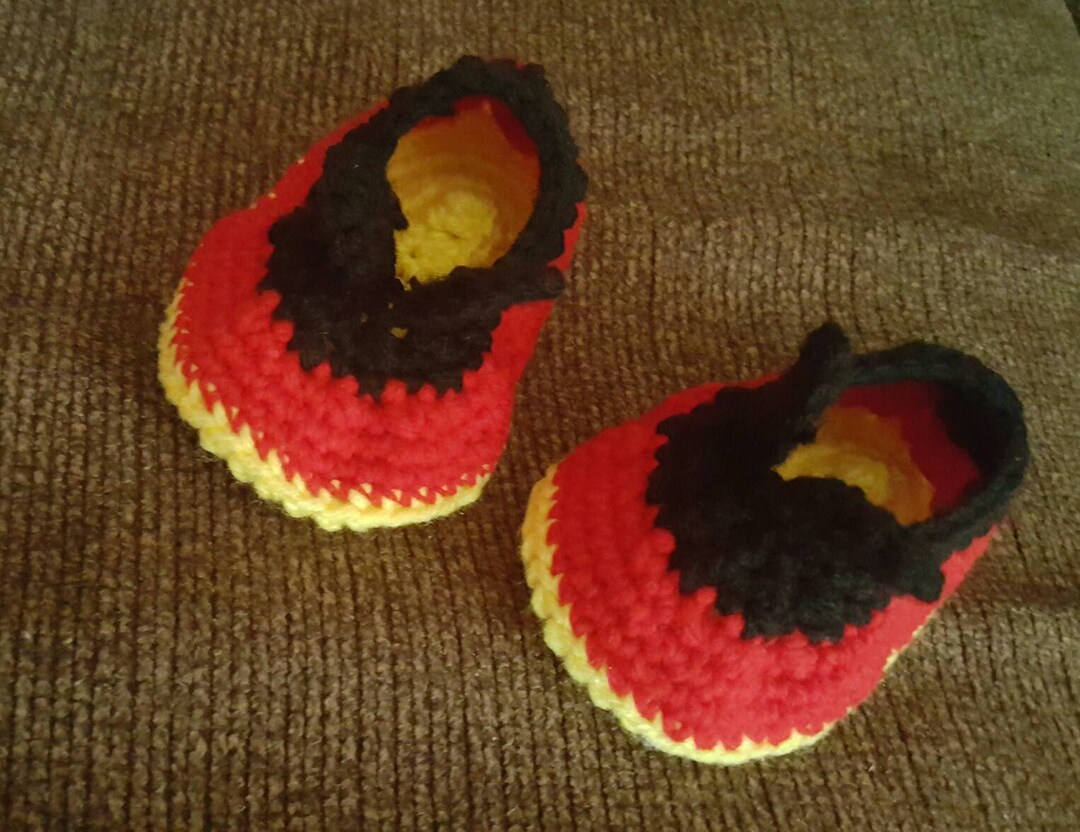 Inspired Crochet Mickey Mouse Baby Booties, 0-6 Months, Baby Gift - Etsy