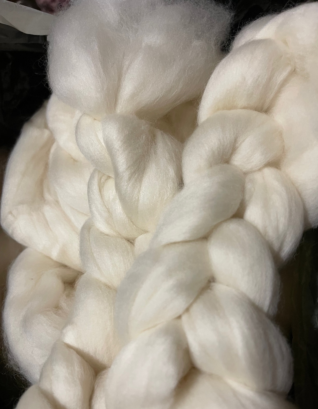 Spinning, Weaving and Felting Carded Wool Top Roving, White. 18 Microns ...