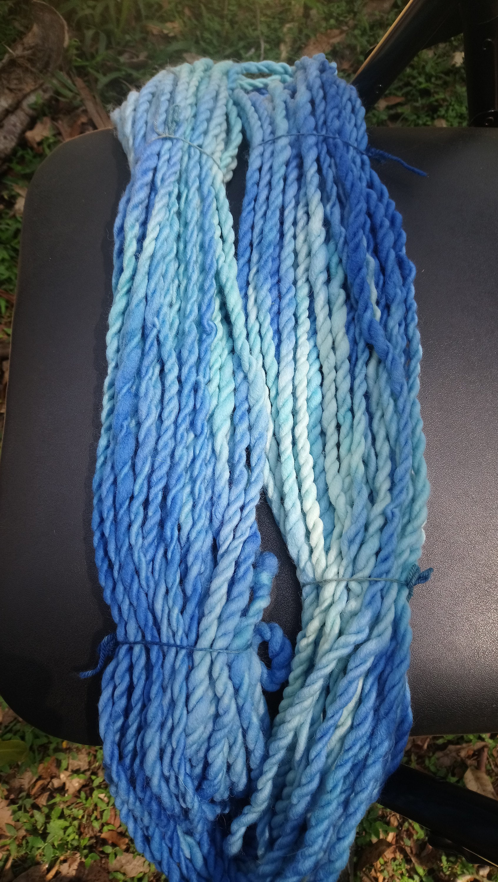 Blue super bulky and chunky yarn pure soft Merino wool | Etsy