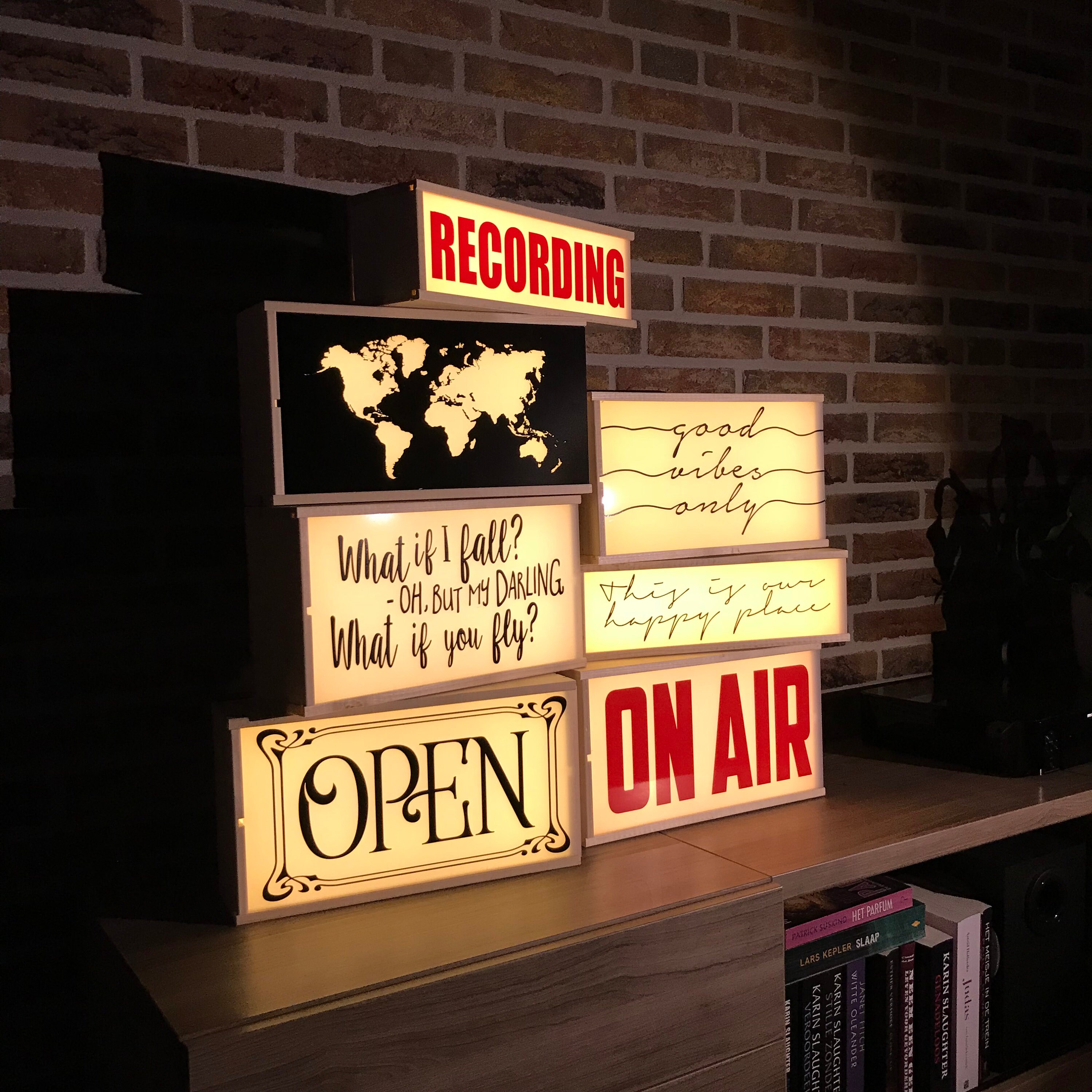 Do Not Disturb Sign - Lightbox - Do Not Disturb Lighted Sign - Light ...