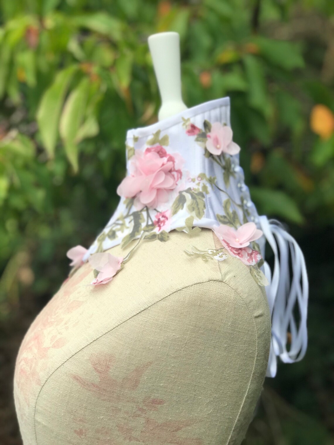 Rose Bloom Neck Corset - Etsy