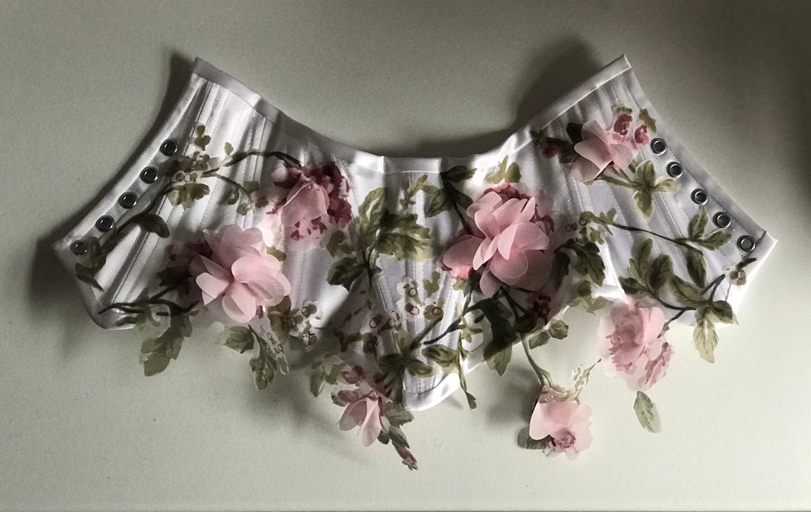 Rose Bloom Neck Corset | Etsy
