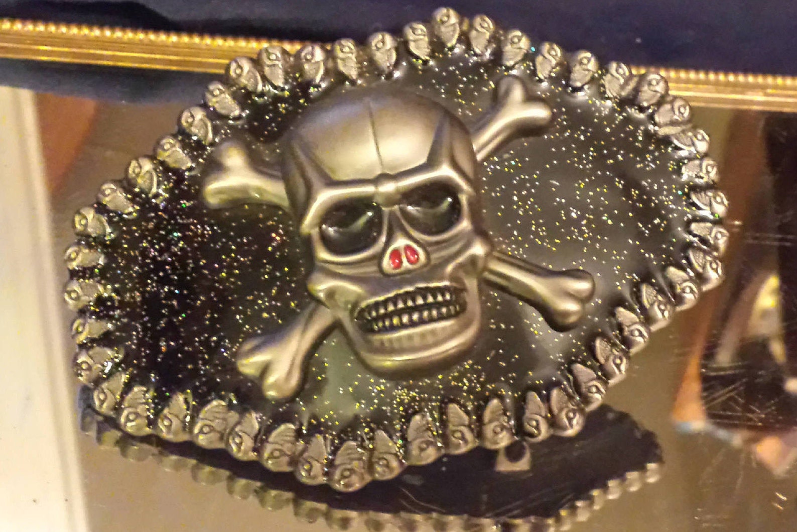 Skull and Crossbones Pewter Belt Buckle, Tiny Skulls on Surrounding ...