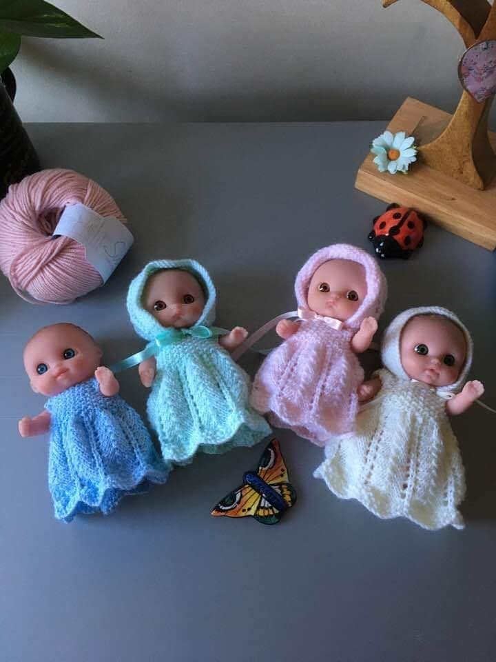 Cute 5 inch Berenguer Doll (B) with Handknitted Clothing Sets.
