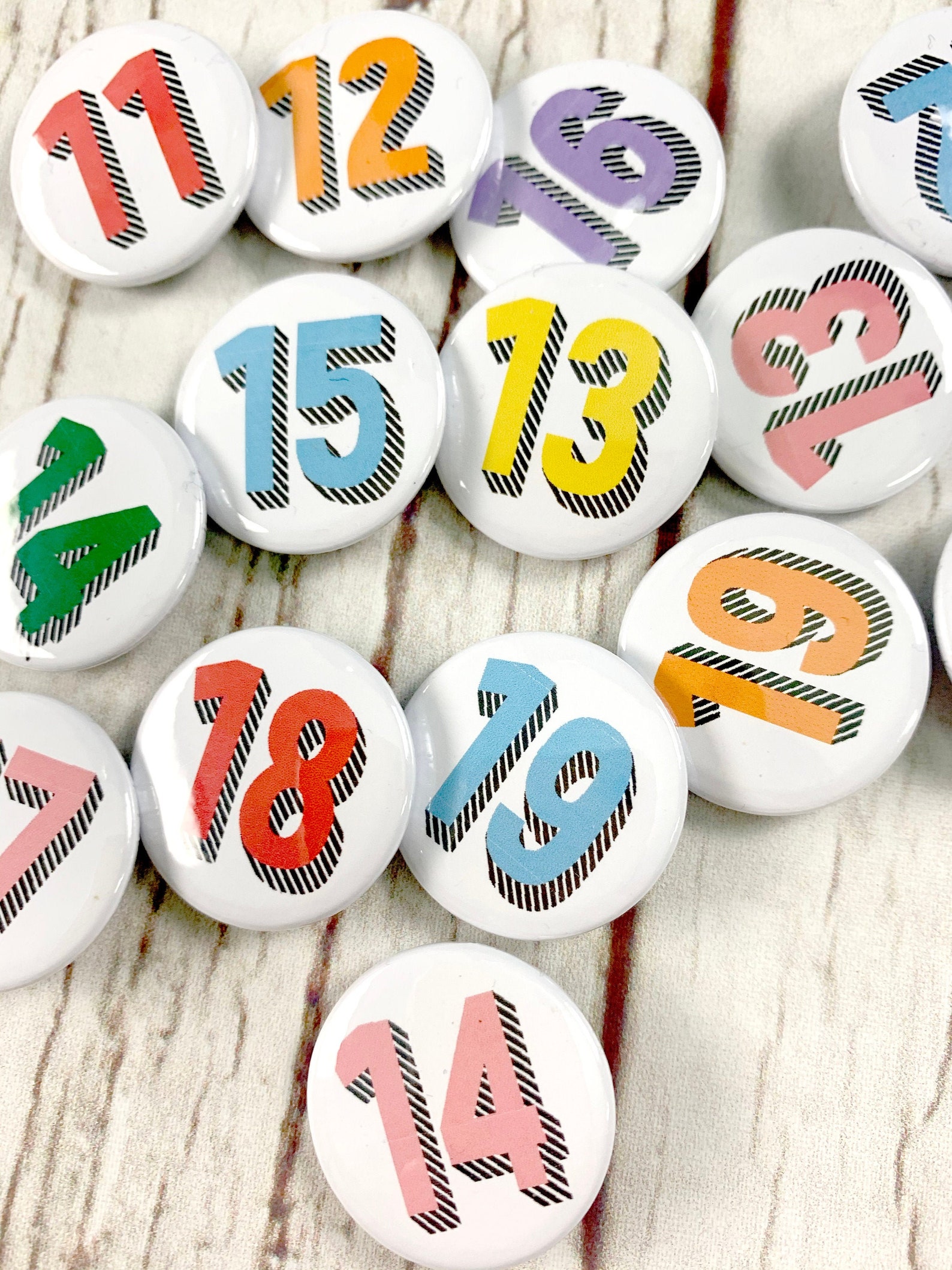 Birthday pin badges in a rainbow of colours. Number pin's | Etsy