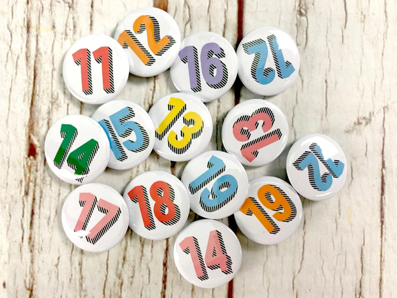 Birthday pin badges in a rainbow of colours. Number pin's | Etsy