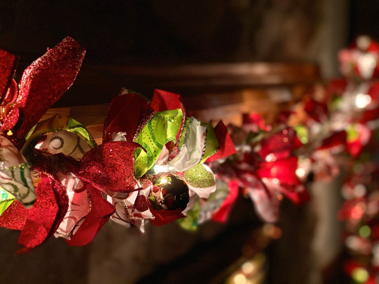 Lighted Ribbon Garland, Handmade Christmas Garland Decor, Cozy Holiday ...