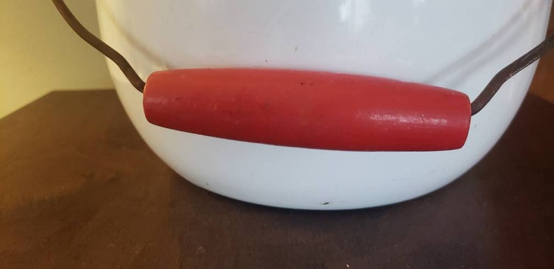 Antique Enamelware Porcelain Chamber Pot With Handle - Etsy