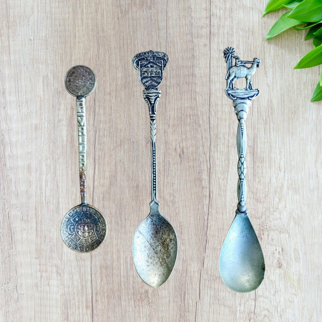 Souvenir Collector Spoons ~ Set of 3 - Etsy