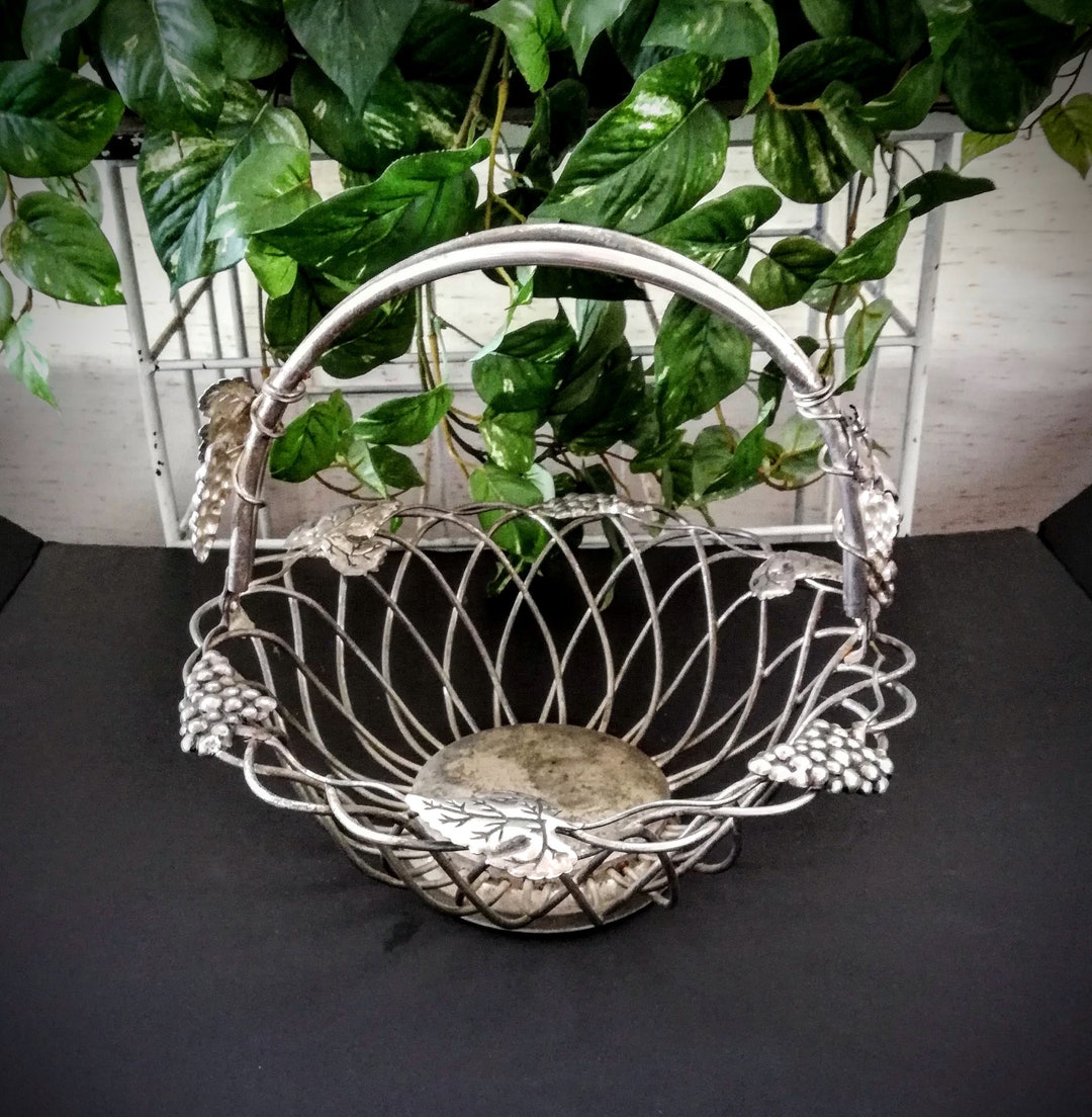 Silver Plated Wire Easter Fruit Basket ~ Mid Century - Etsy