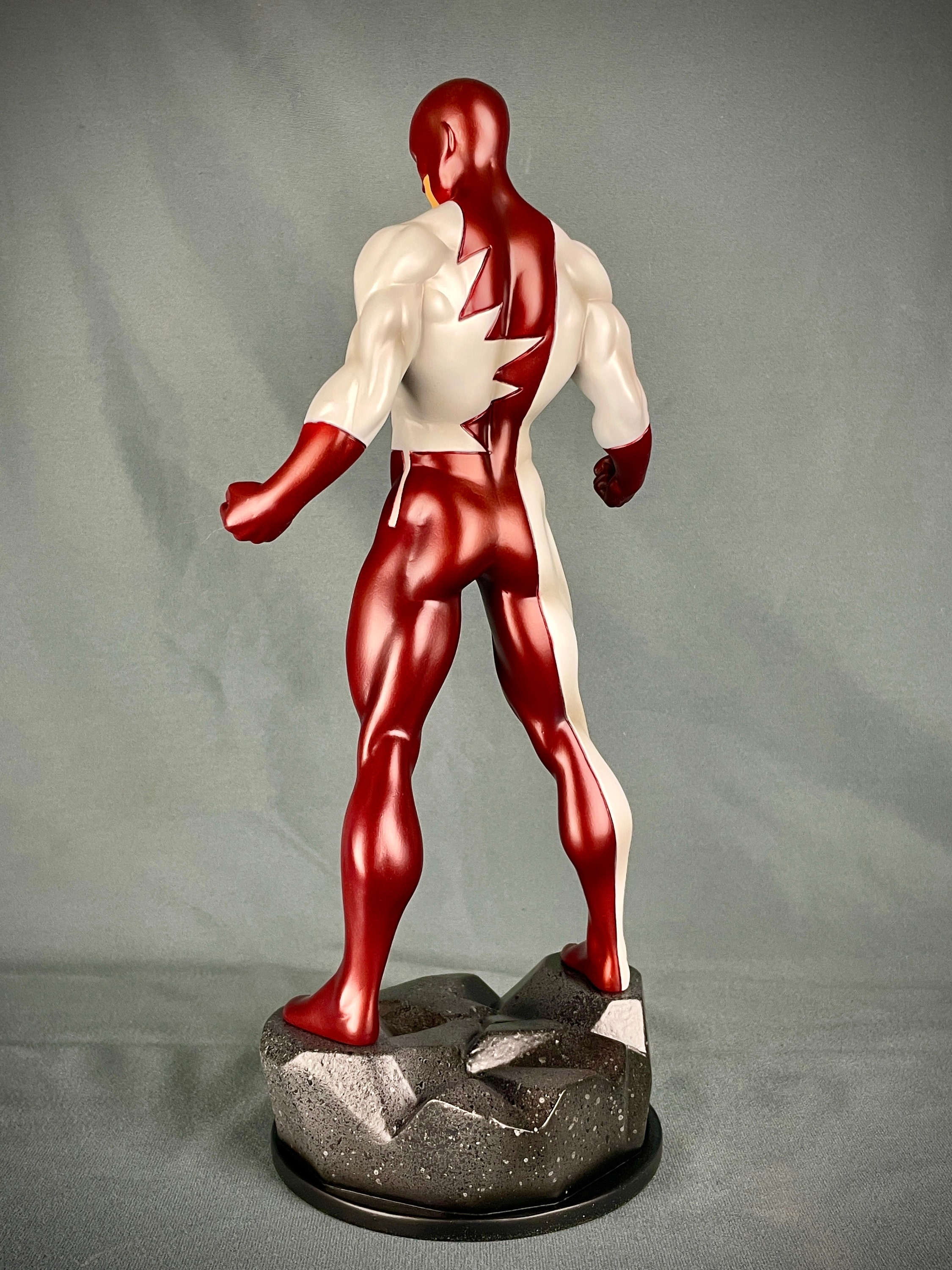 Custom Inspired by GUARDIAN Vindicator of ALPHA FLIGHT Resin Statue ...