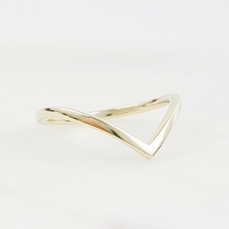 Chevron Ring - Etsy