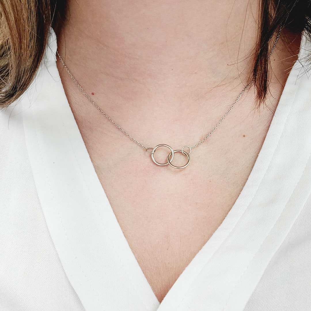 14k Solid Gold Interlocking Circle Necklace, Adjustable Chain Necklace ...